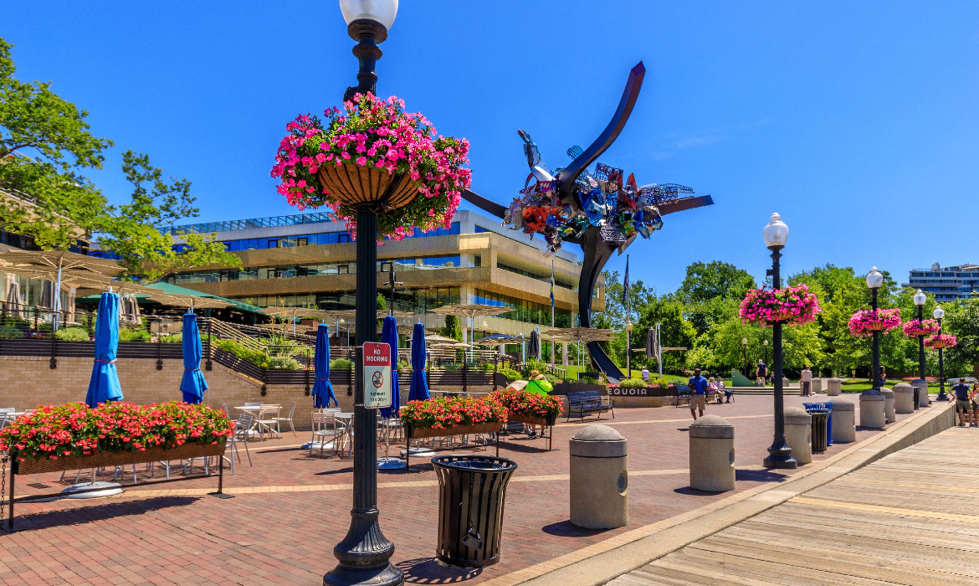 Washington Harbour - Ruppert Landscape